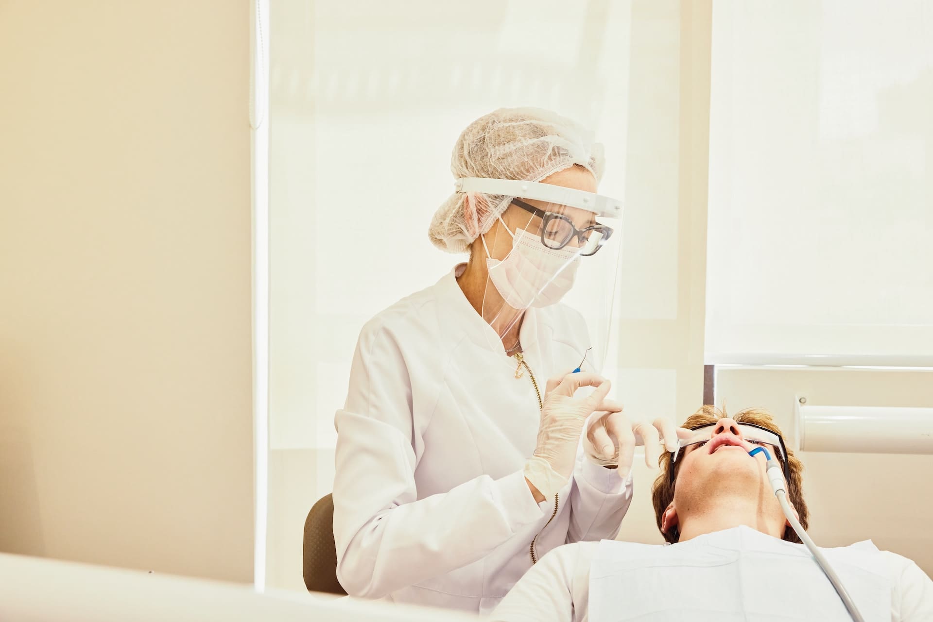 Don’t Ignore the Signs of a Cavity in Between Teeth - Chestnut Hill ...